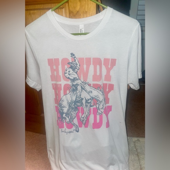 Tops | Howdy Tshirt | Poshmark